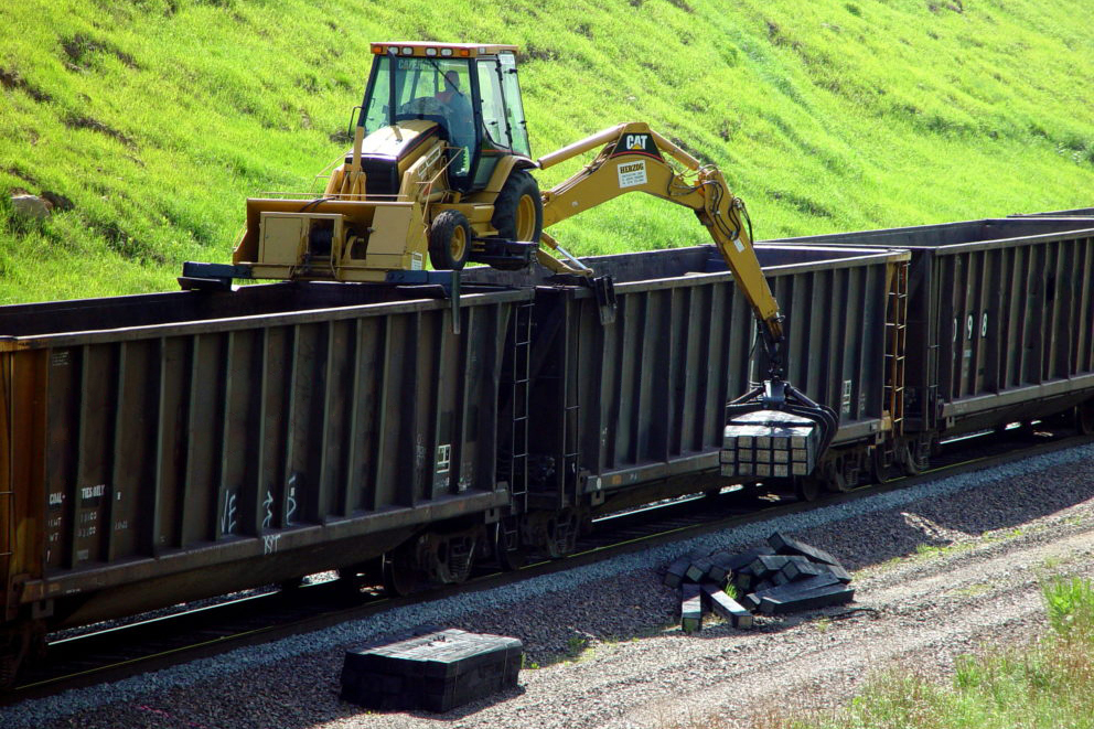 Railroad Material Handling & Maintenance Solutions | Herzog Capabilities